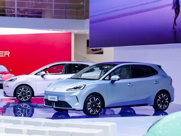 2025成都车展：全新MG4售6.88-10.28万_国内新车 - 车主之家